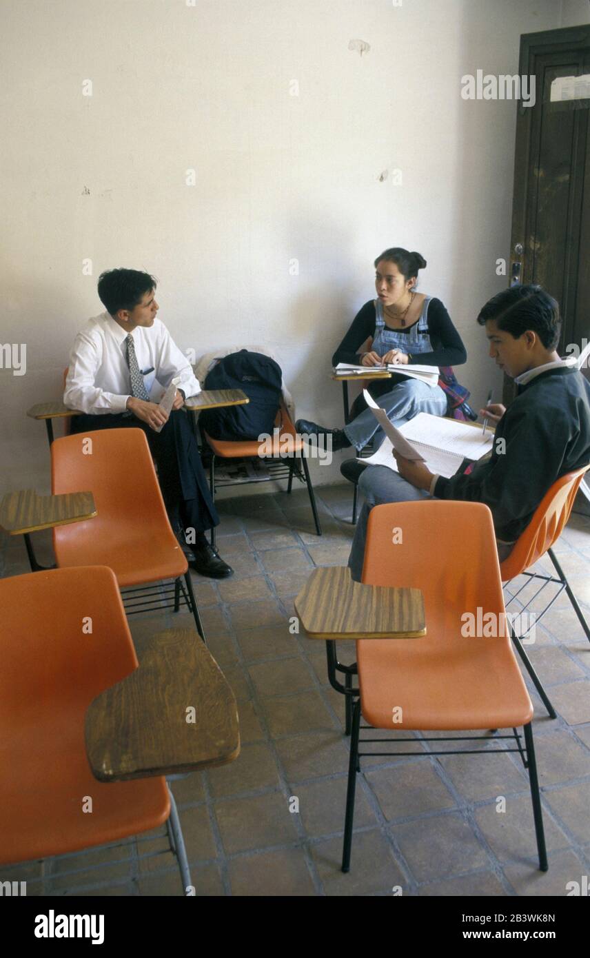 San Miguel de Allende, Guanajuato, Mexico, 1996: College students ...