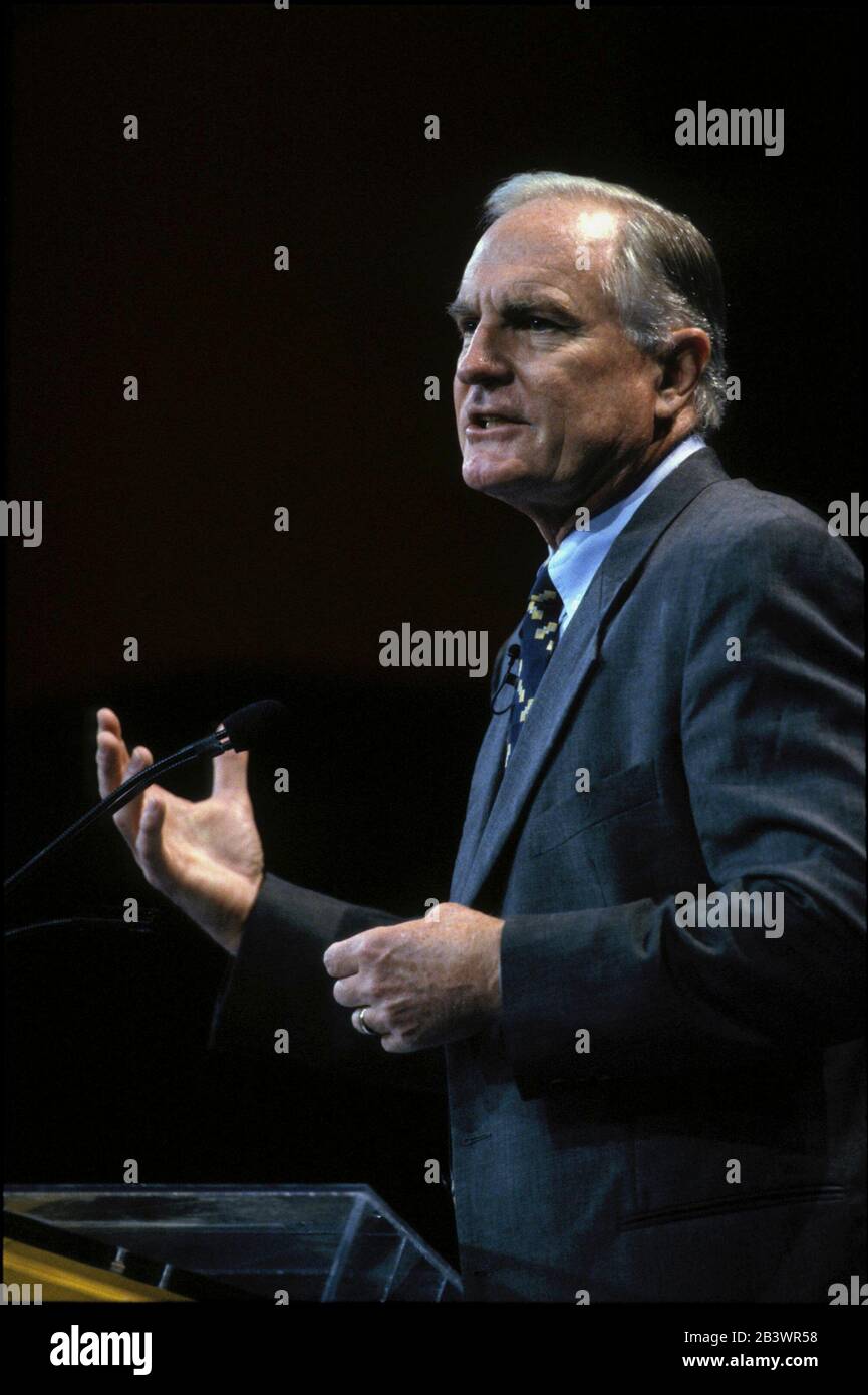 Austin Texas USA, 1999: Craig Barrett, CEO of Intel, speaking about ...