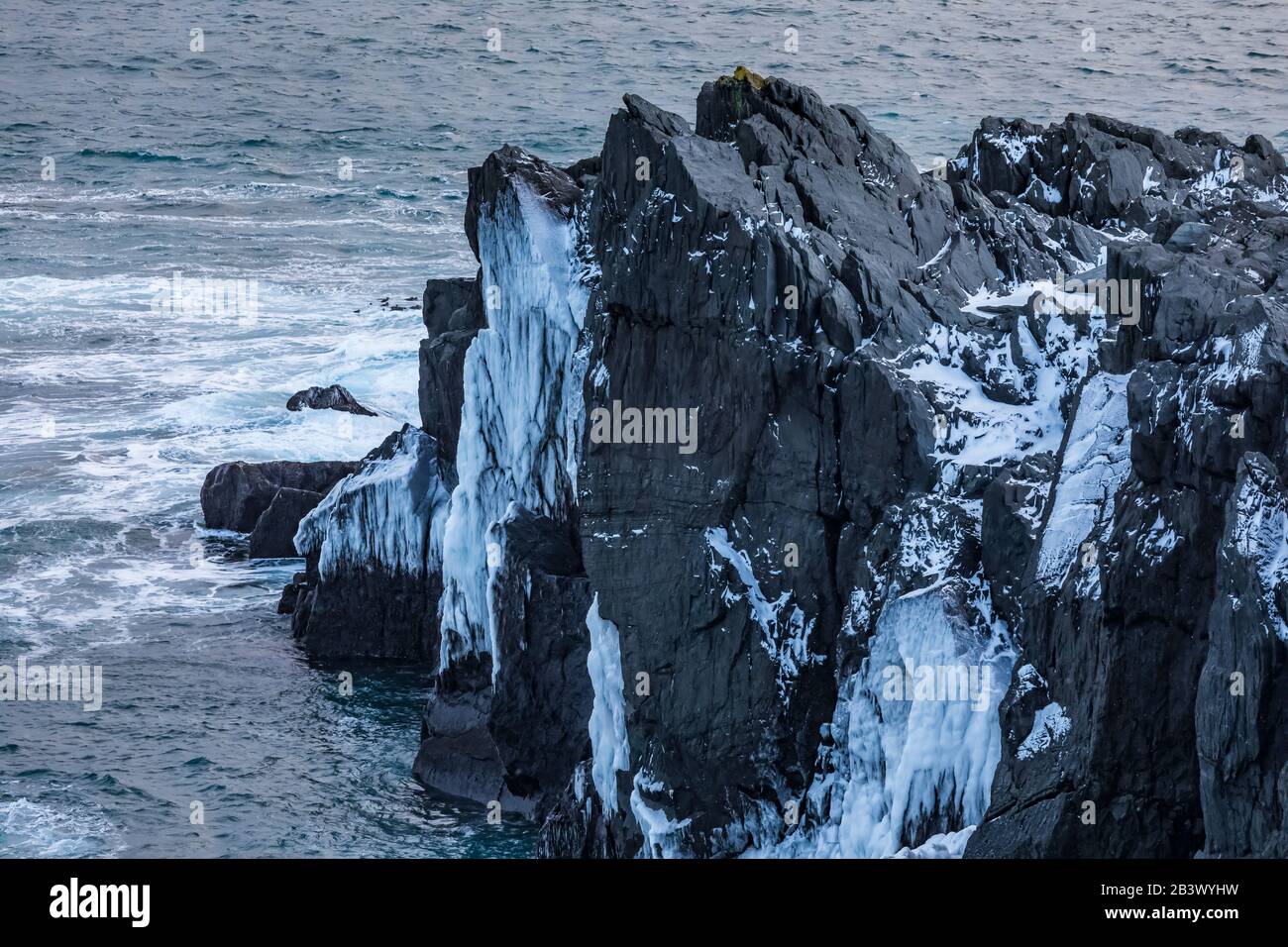 Newfoundland rocks hi-res stock photography and images - Alamy