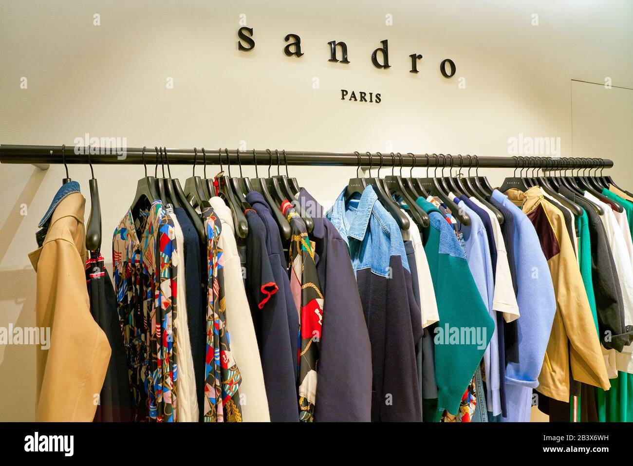 Sandro Store High Resolution Stock Photography and Images - Alamy