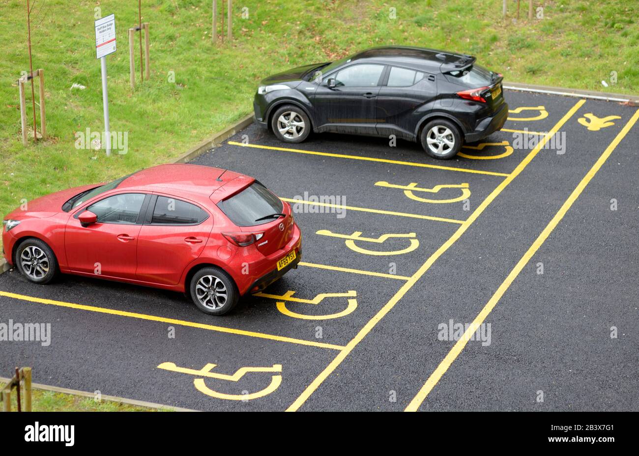 Freshly painted, disabled car parking at QMC, Nottingham Stock Photo ...
