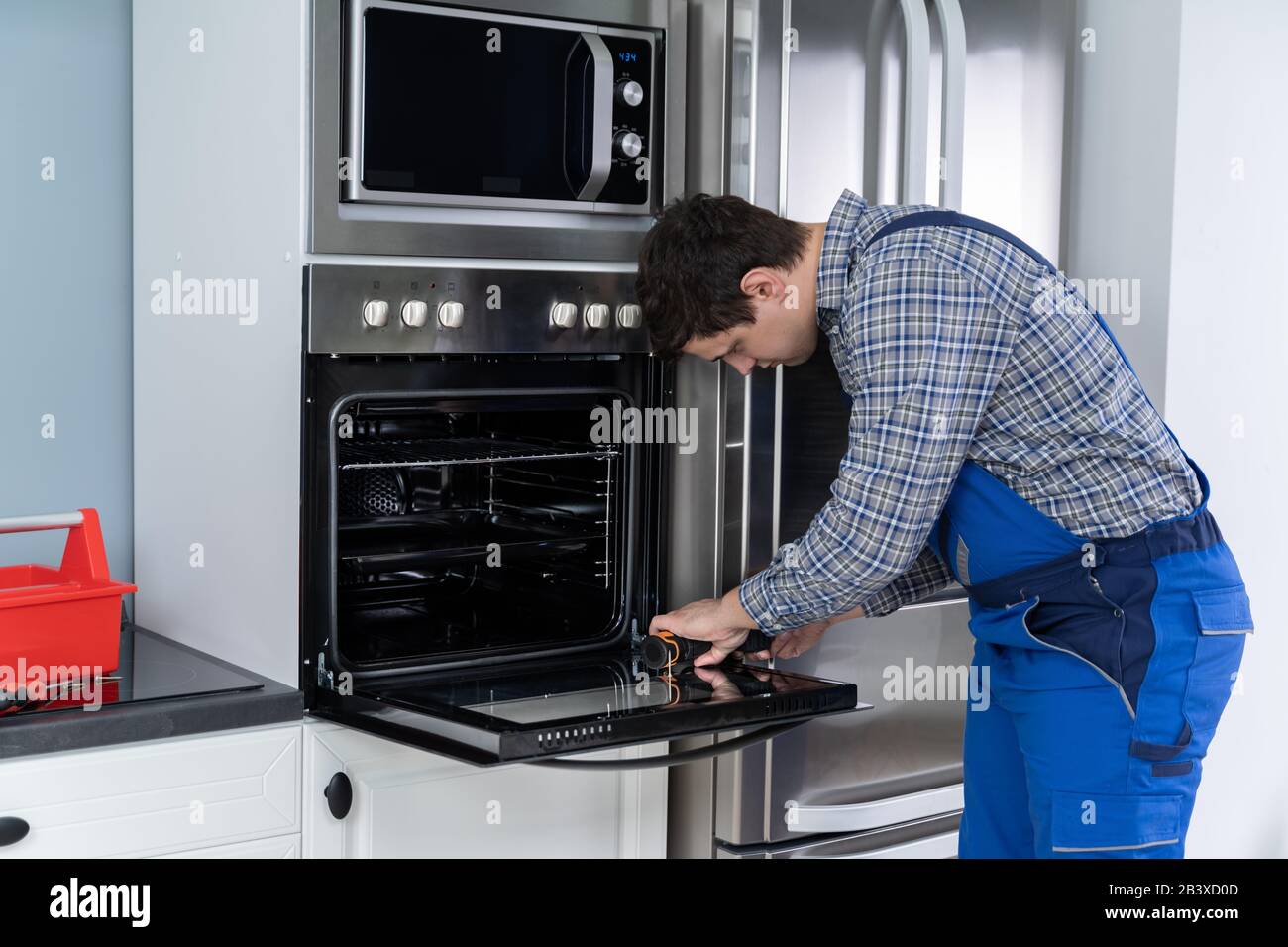 Install working hi-res stock photography and images - Alamy
