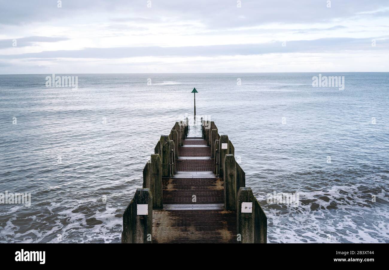 Seafront background hi-res stock photography and images - Alamy