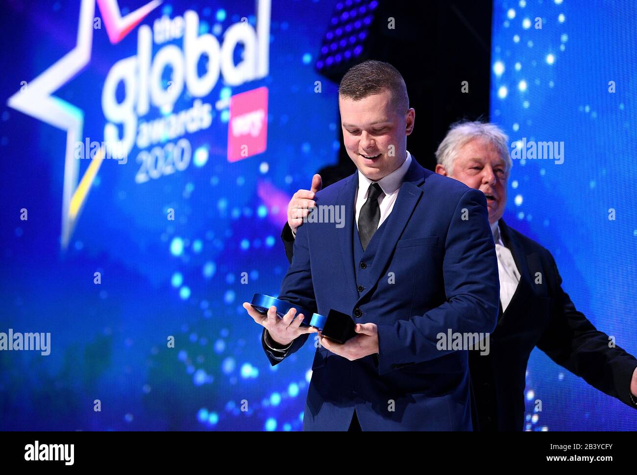 Stuart Outten wins The LBC Award Britan's Bravest Police Officer at the ...