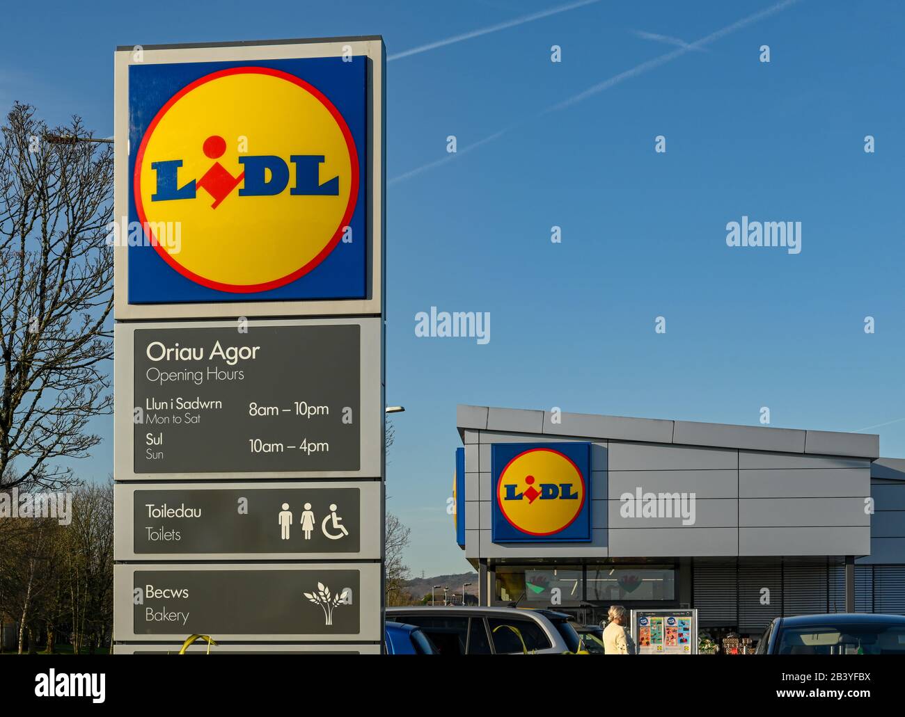 Sign lidl isolated hi-res stock photography and images - Alamy