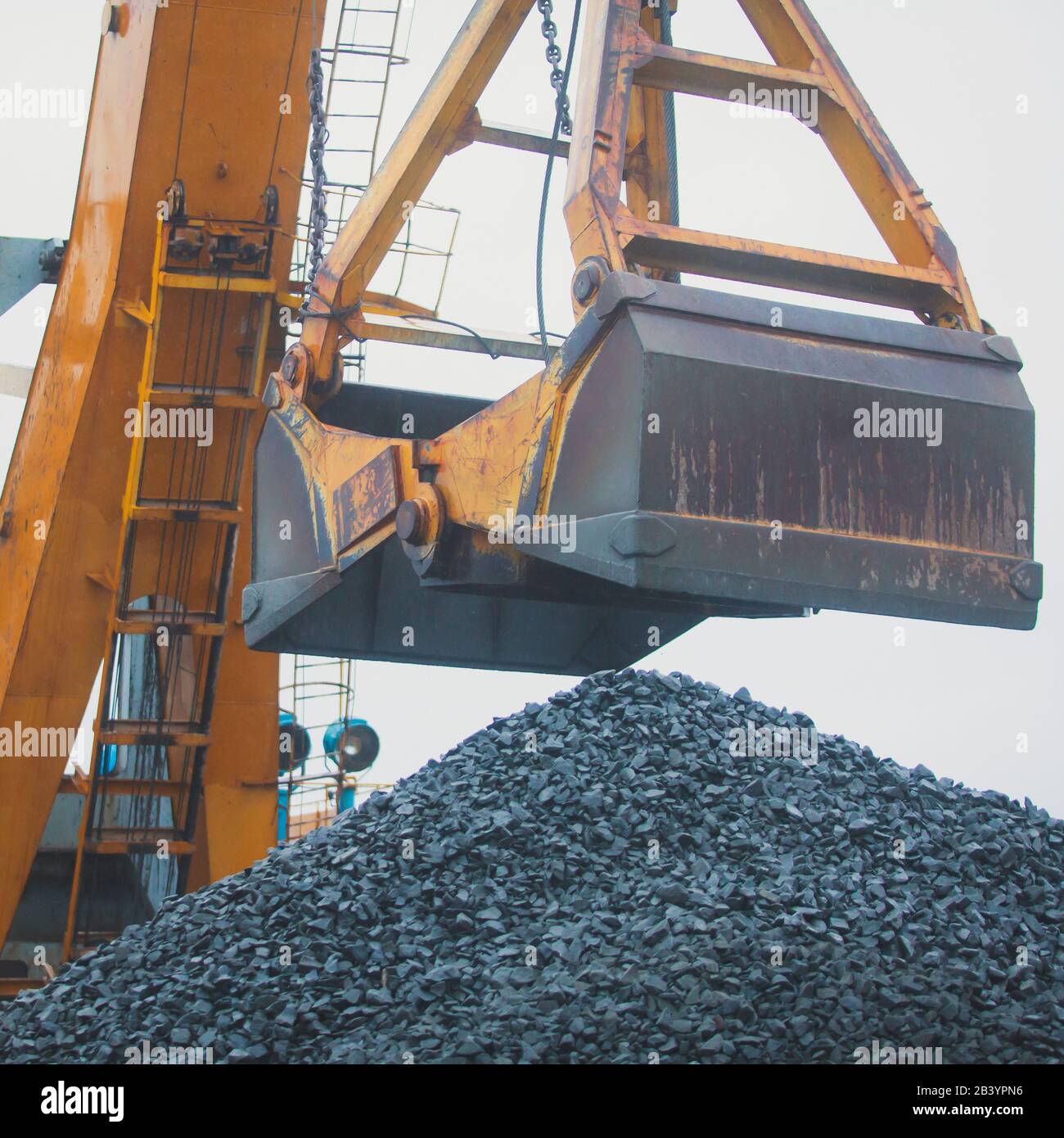 Sand Unloading High Resolution Stock Photography and Images - Alamy