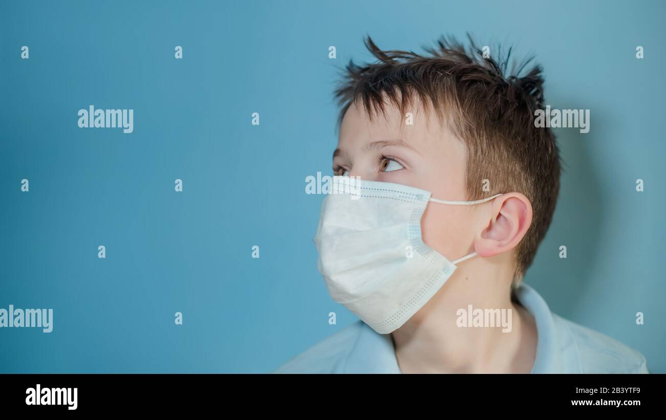 Air pollution mask sideways hi-res stock photography and images - Alamy