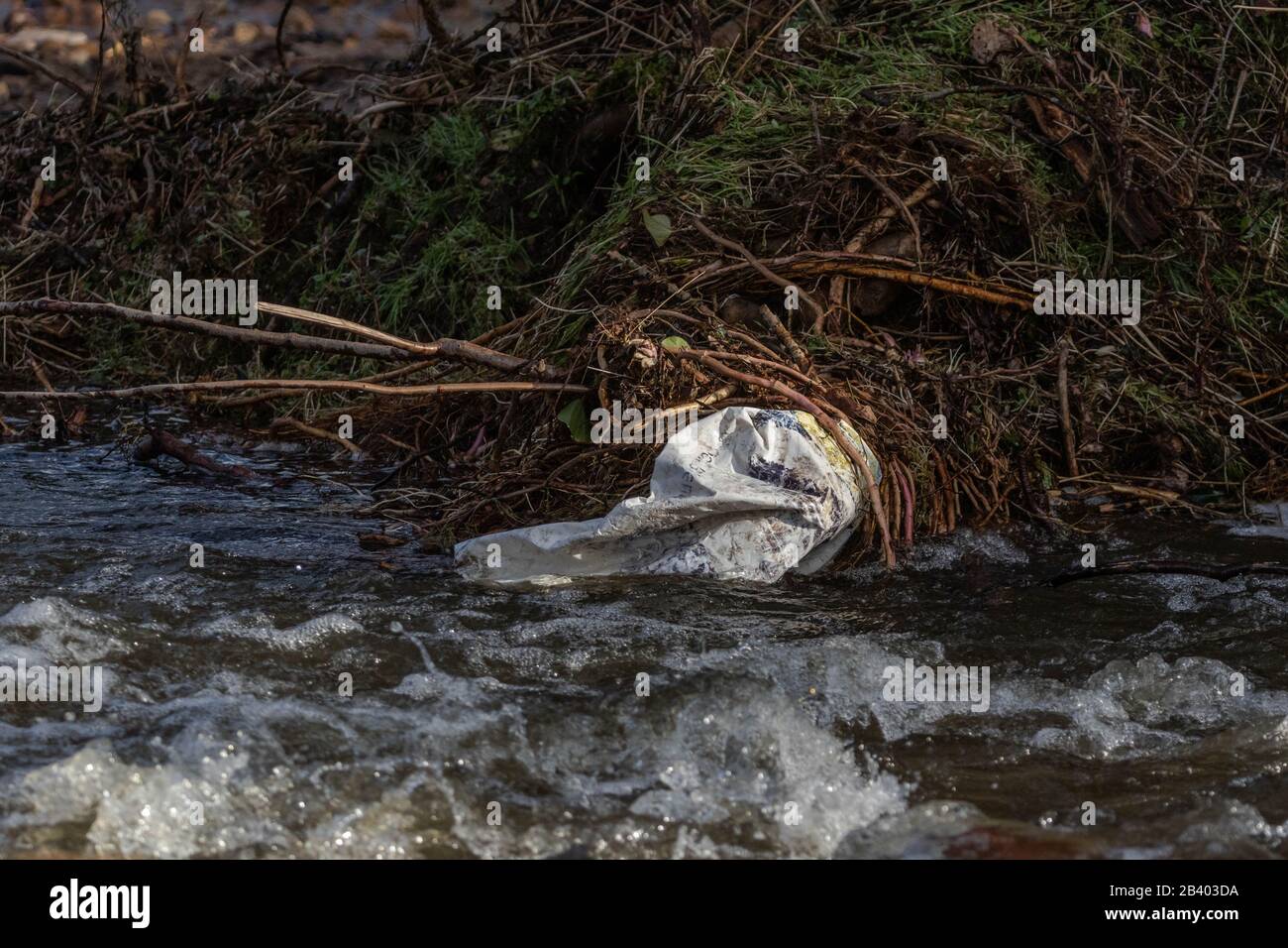 Plastic water pollution hi-res stock photography and images - Alamy