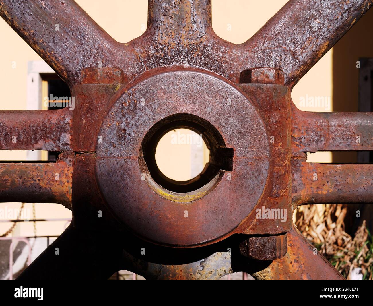 Cast iron mechanism hi-res stock photography and images - Alamy