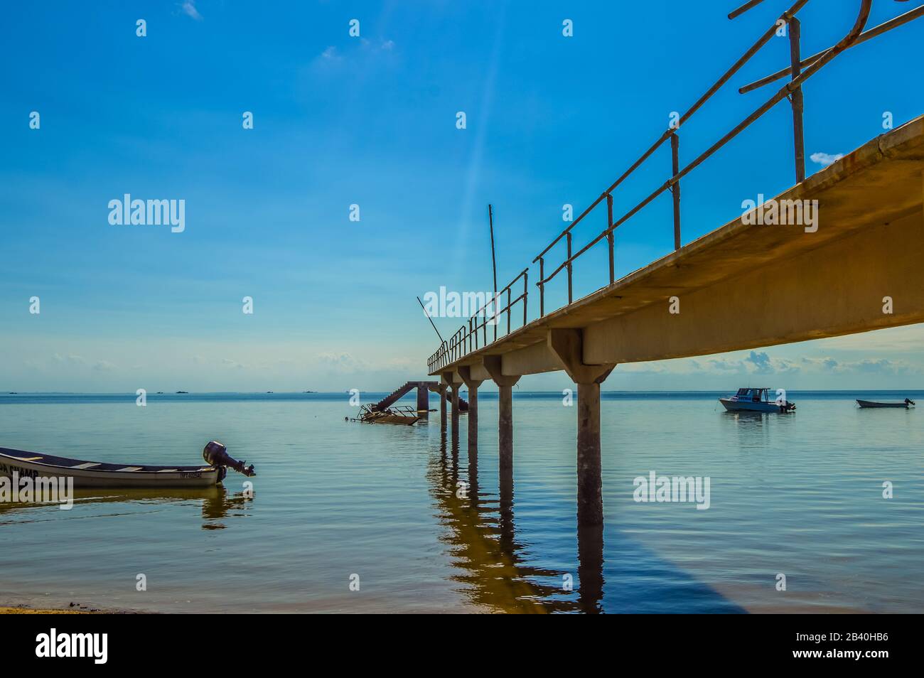 Inyaka island hi-res stock photography and images - Alamy