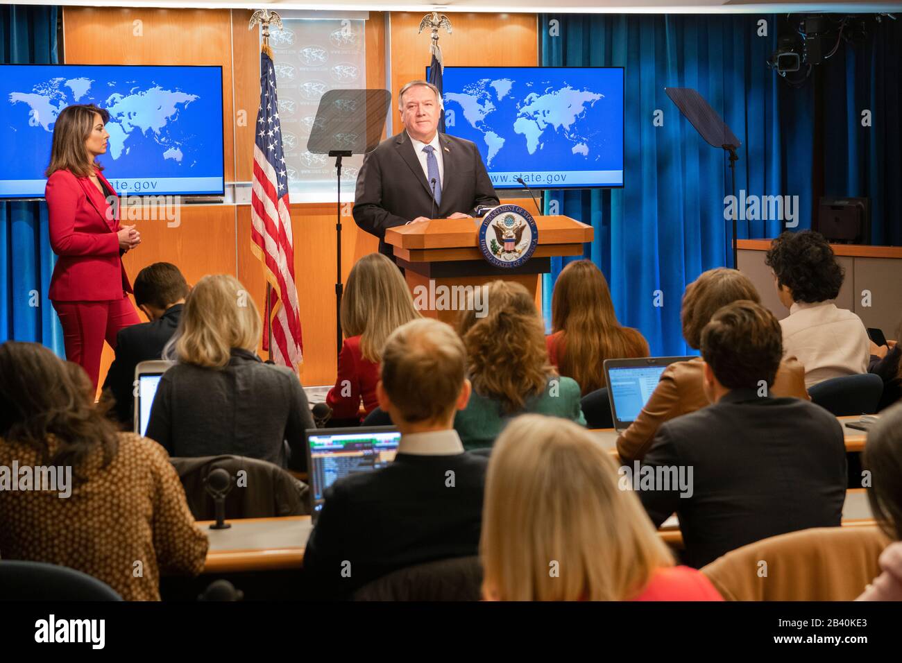 International criminal court room hi-res stock photography and images ...