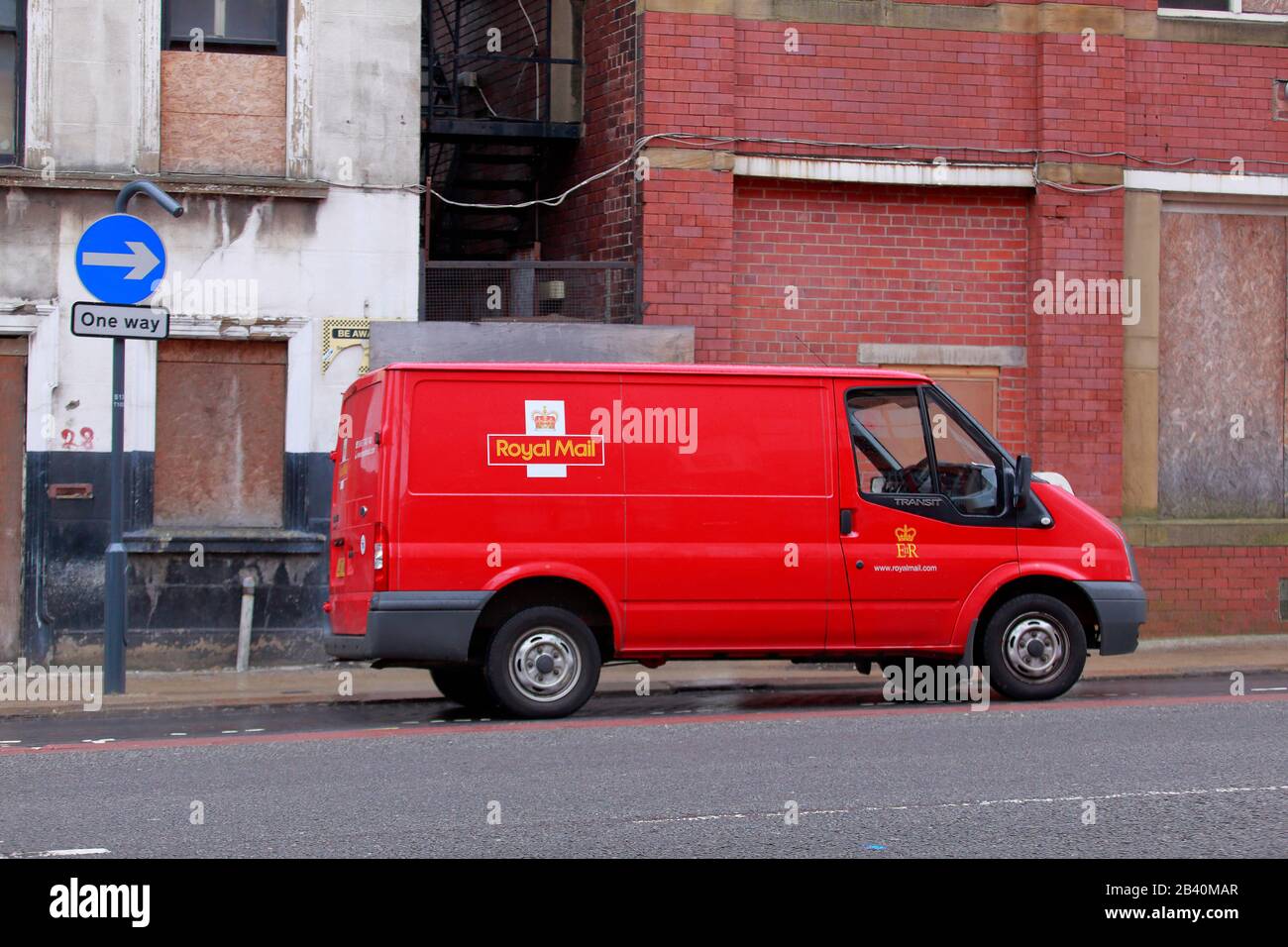 Royal mail van hi-res stock photography and images - Alamy