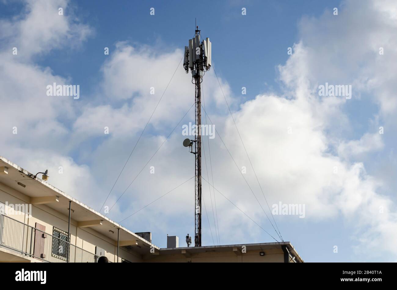 Transmitter equipment hi-res stock photography and images - Alamy