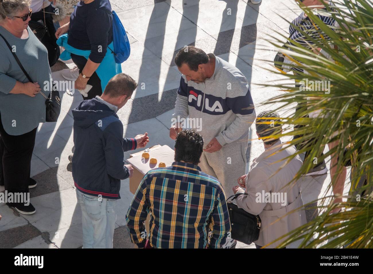 Gullible hi-res stock photography and images - Alamy