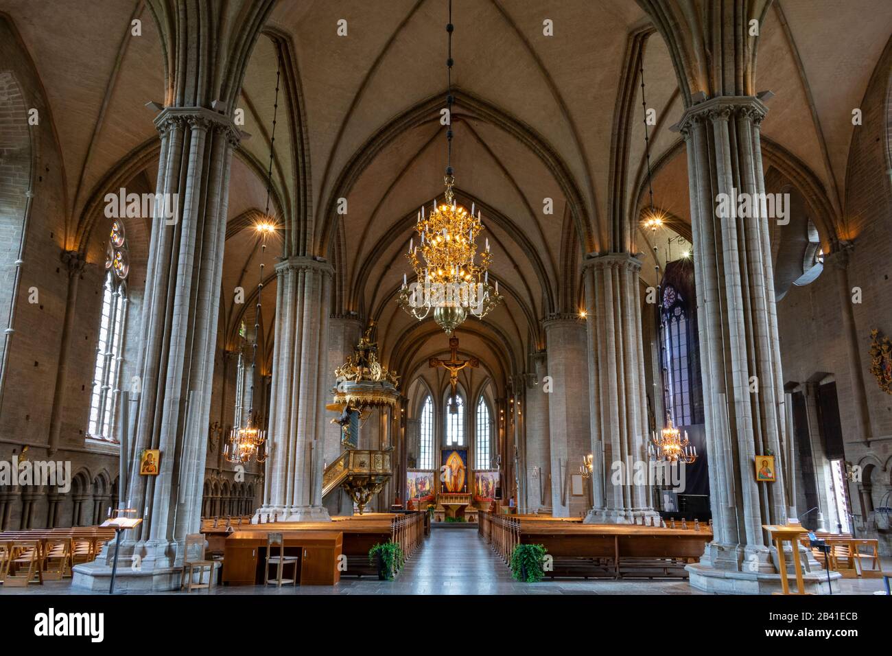 Medieval gothic cathedral hi-res stock photography and images - Alamy