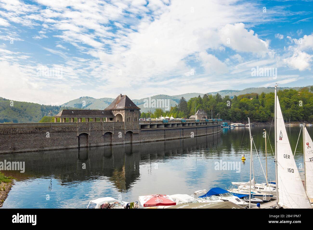 Reflexion im hochwasser hi-res stock photography and images - Alamy