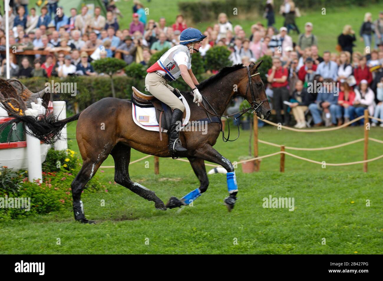 Karen cross hi-res stock photography and images - Alamy