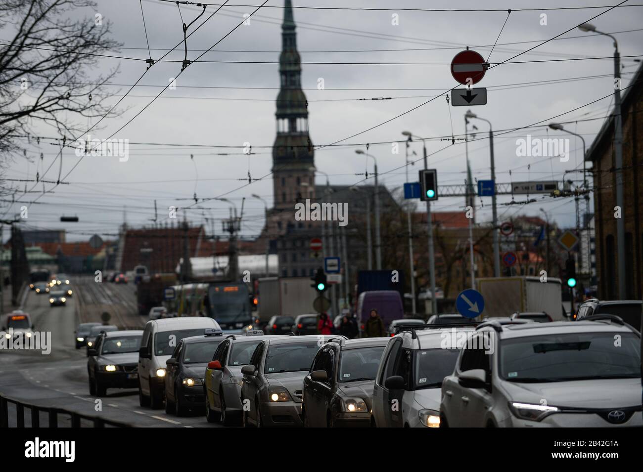 Riga traffic jam hi-res stock photography and images - Alamy