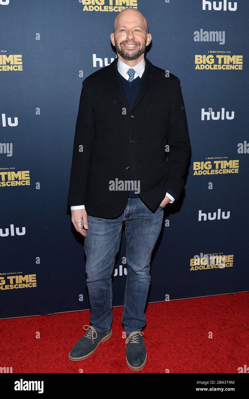 Jon cryer 2020 hi-res stock photography and images - Alamy