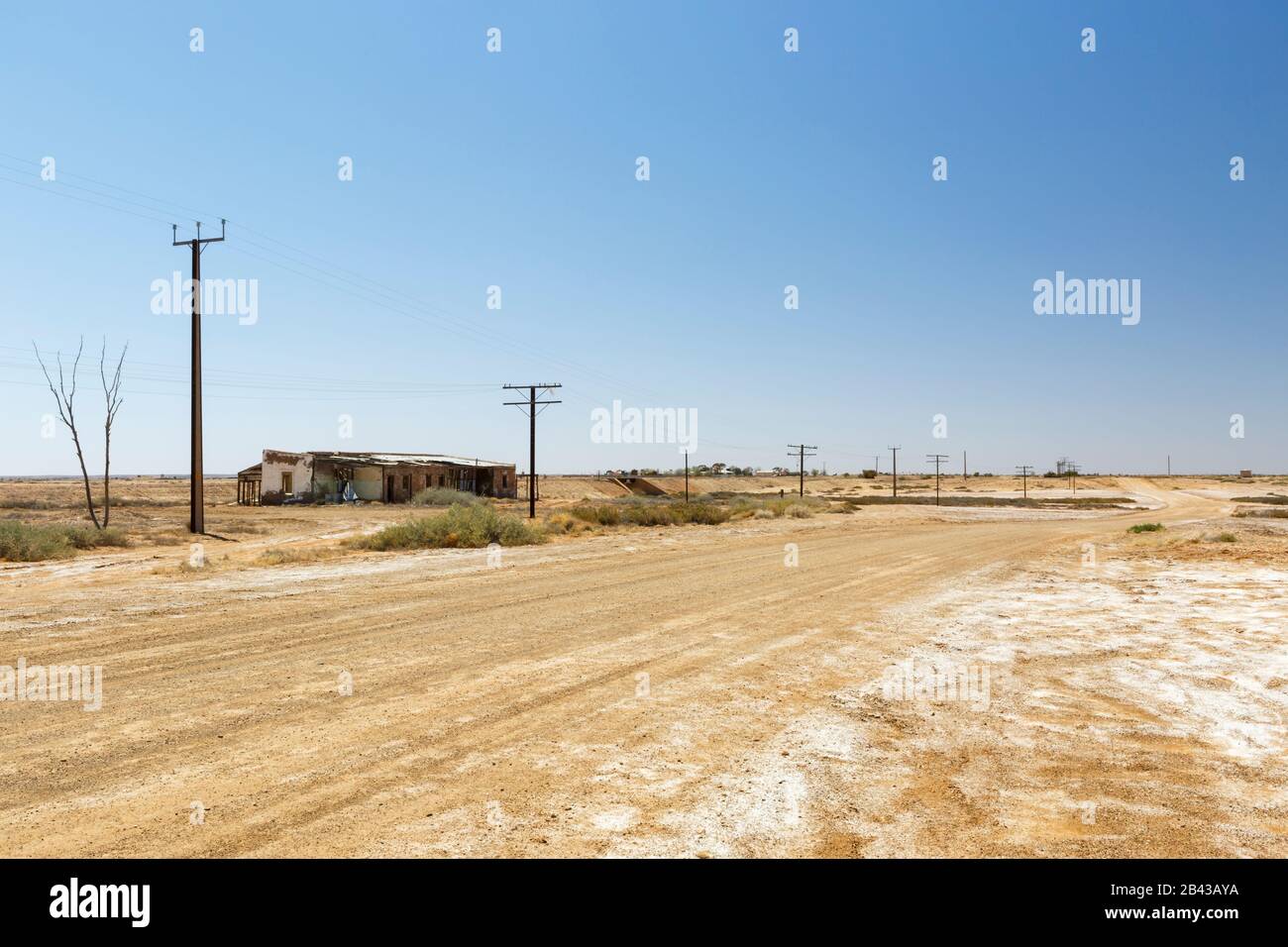 Australian outback house hi-res stock photography and images - Alamy