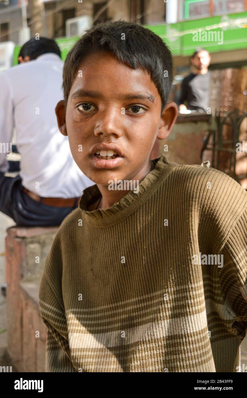 Beggar asking for money hi-res stock photography and images - Alamy
