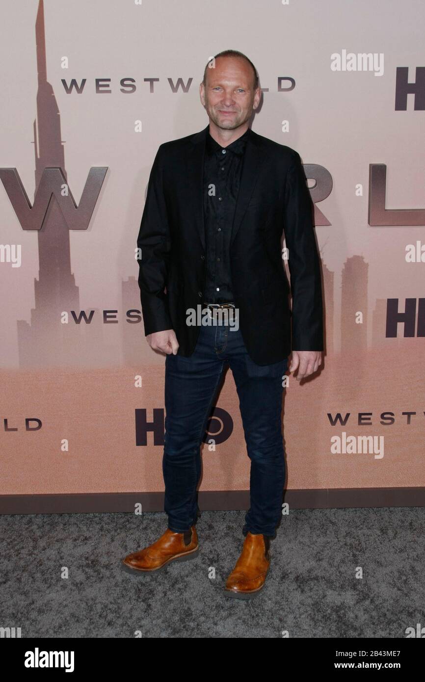 Hollywood, California, USA. Los Angeles, CA. 05th Mar, 2020. Andrew ...