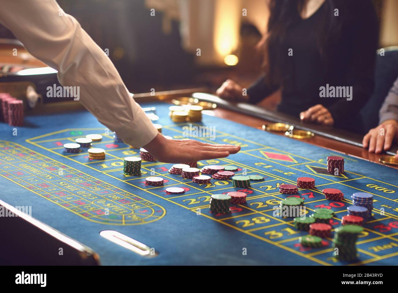 Hand gesture game hi-res stock photography and images - Alamy