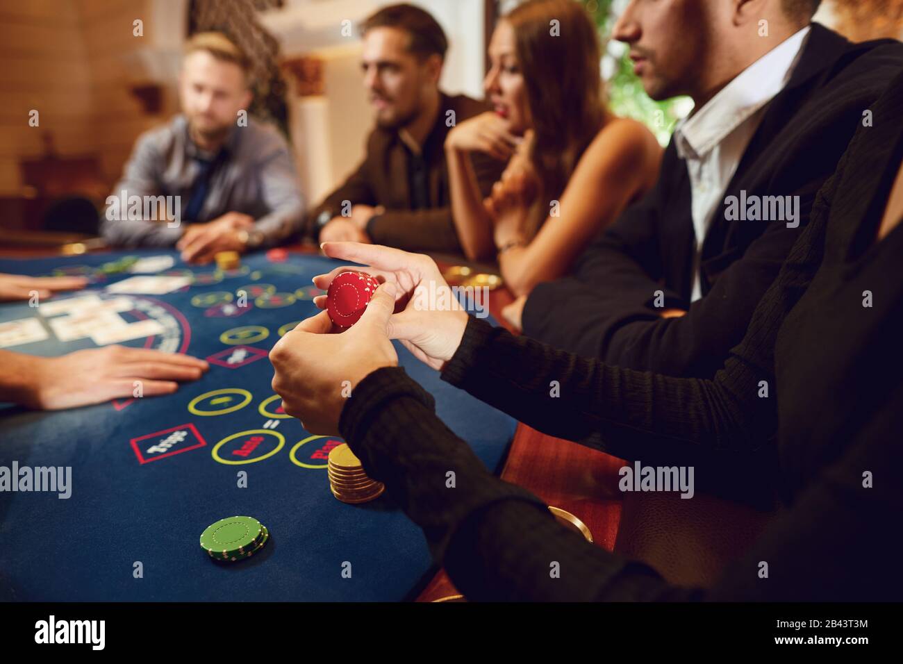 Chips table hi-res stock photography and images - Alamy