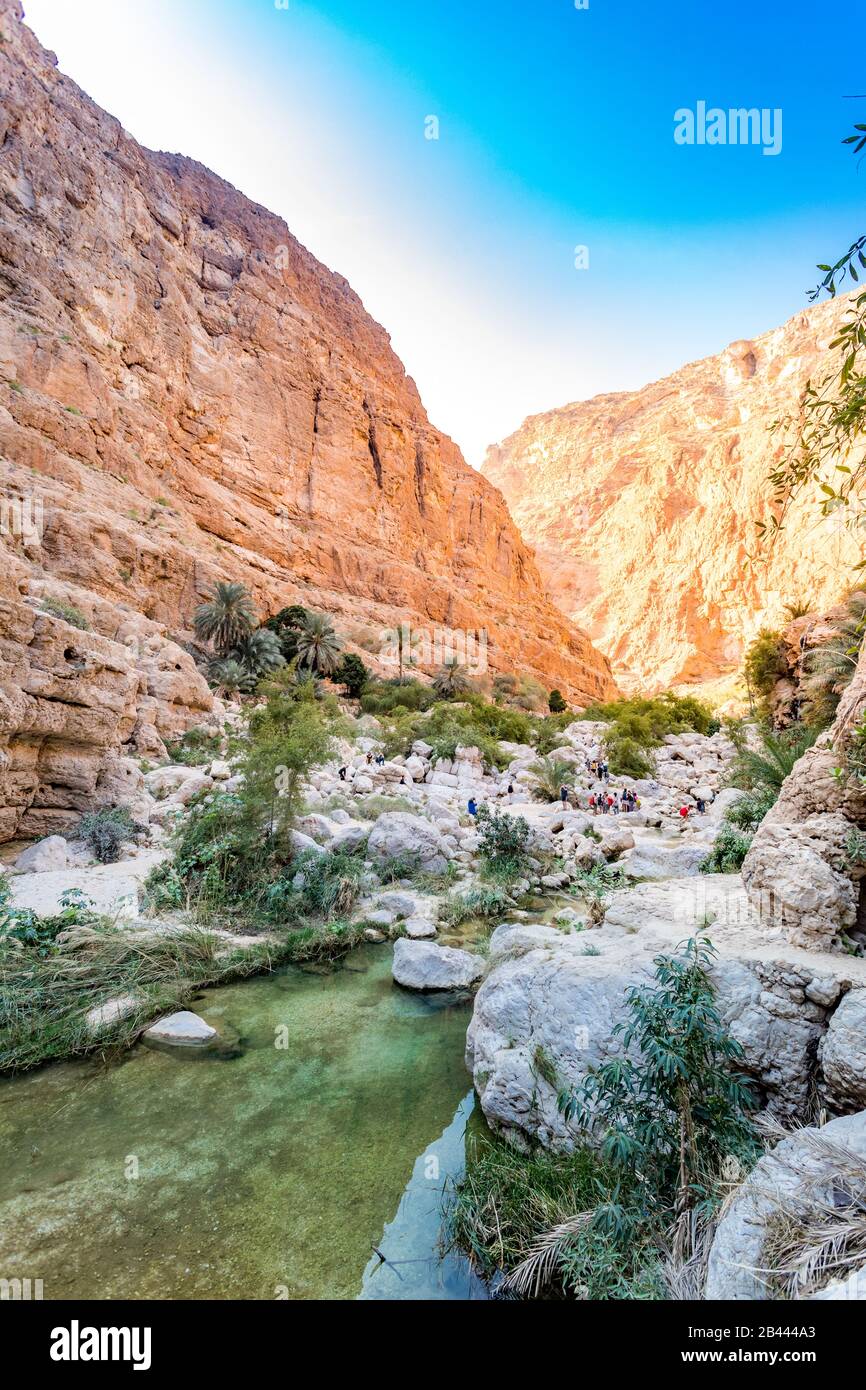 Oman desert hi-res stock photography and images - Alamy