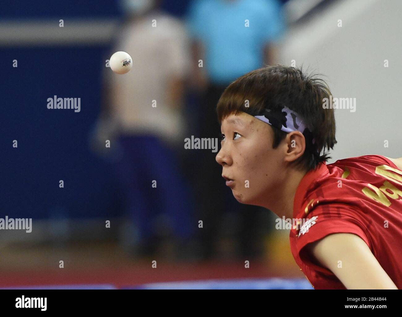 Doha, Qatar. 5th Mar, 2020. Wang Manyu of China serves during the women ...