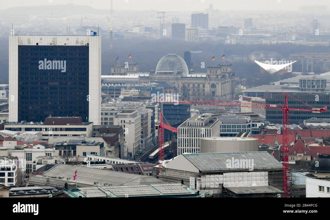Berlin, Germany. 03rd Mar, 2020. View of the skyscraper International ...
