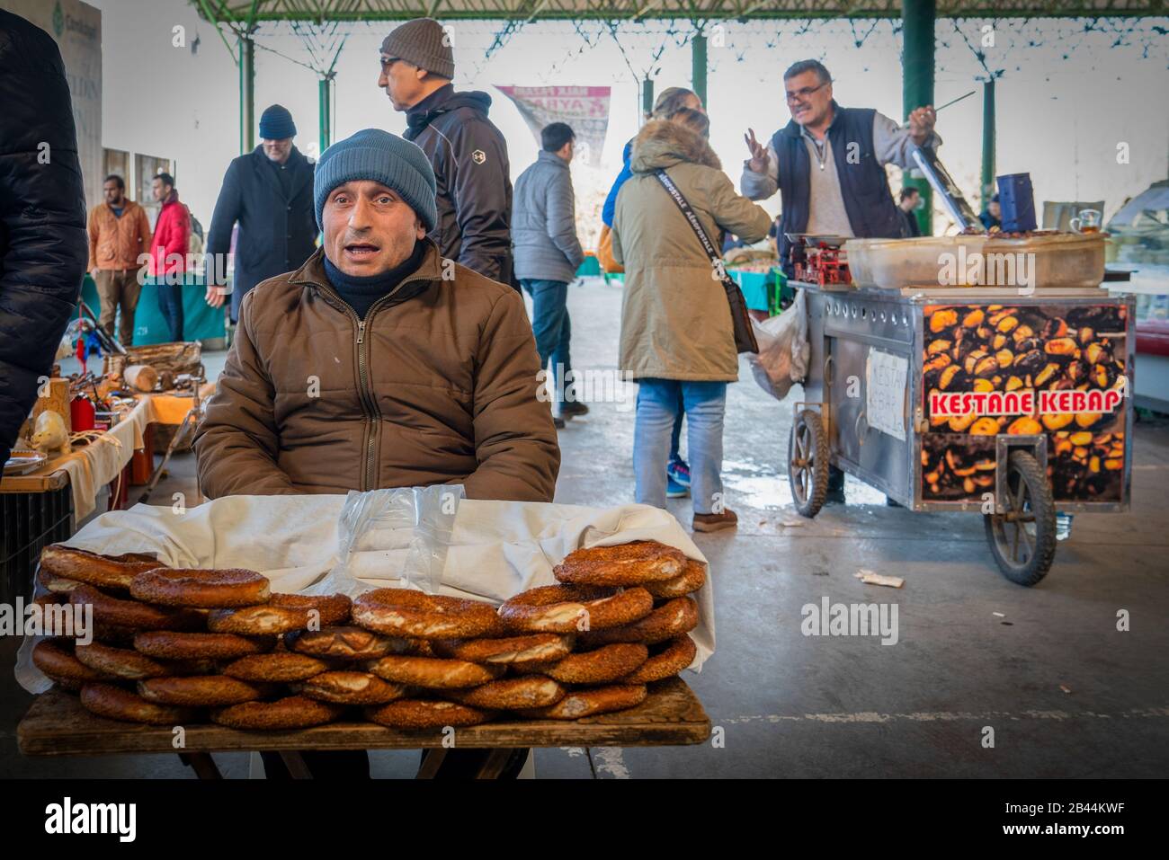 Bagel vendor street bread hi-res stock photography and images - Alamy