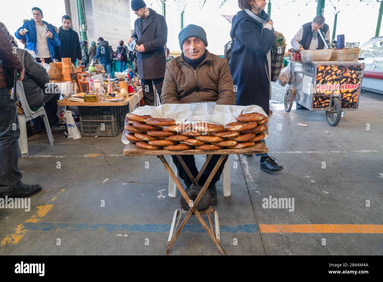 Turkish street food vendors hi-res stock photography and images - Alamy