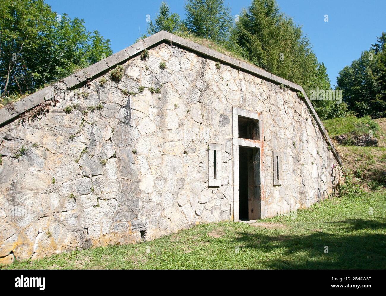 Summer tourist attraction in France - old fort Stock Photo - Alamy