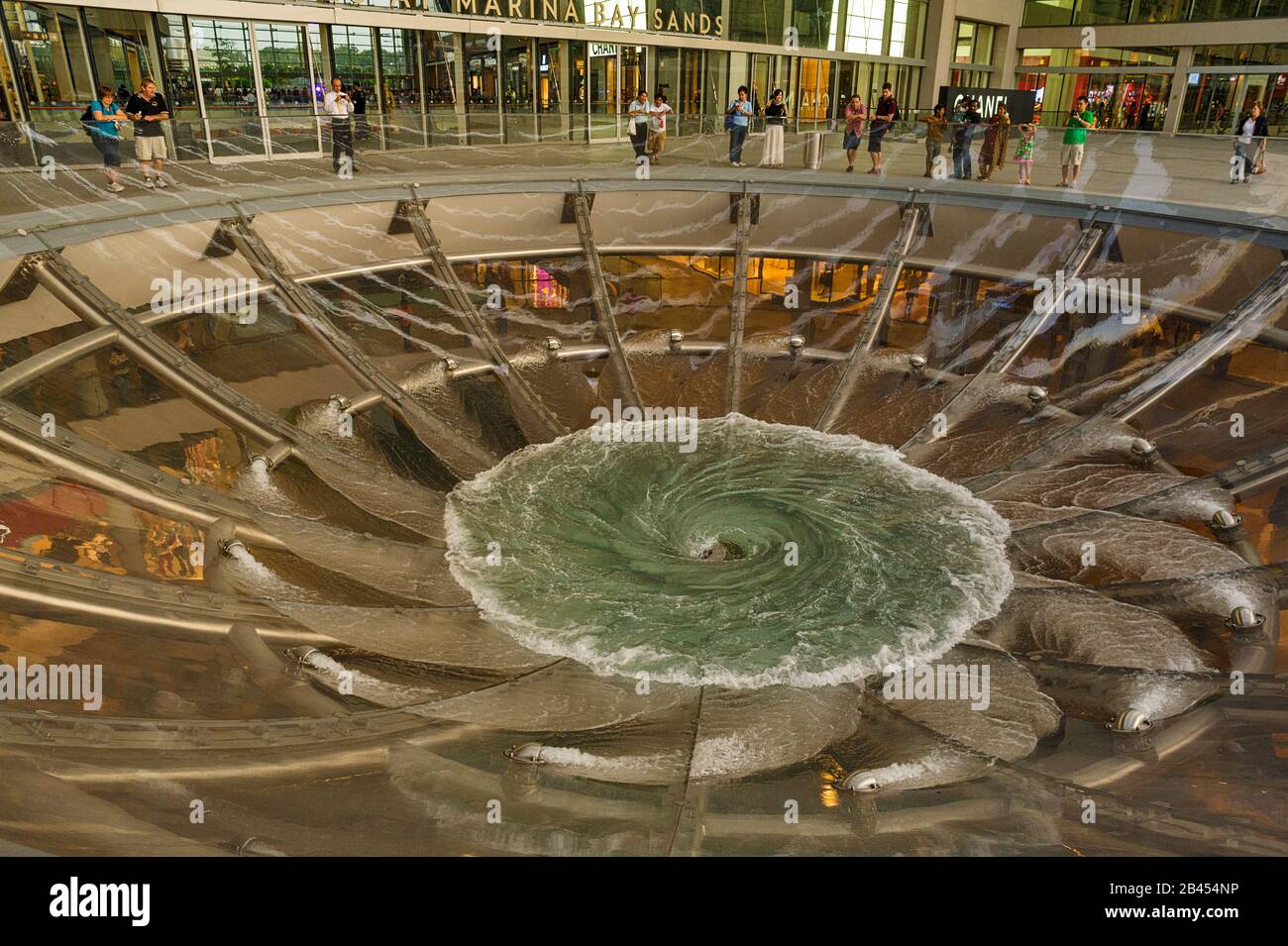 Mall scenery hi-res stock photography and images - Alamy