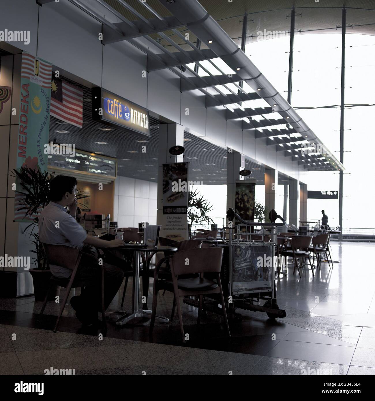 Ritazza cafe hi-res stock photography and images - Alamy