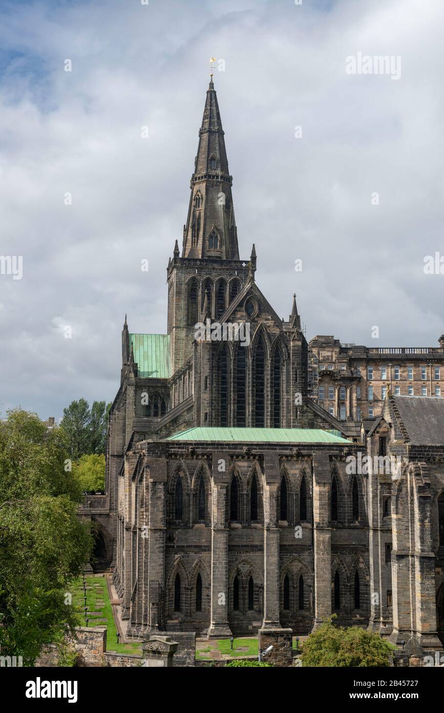 Glasgow cathedral scotland hi-res stock photography and images - Alamy
