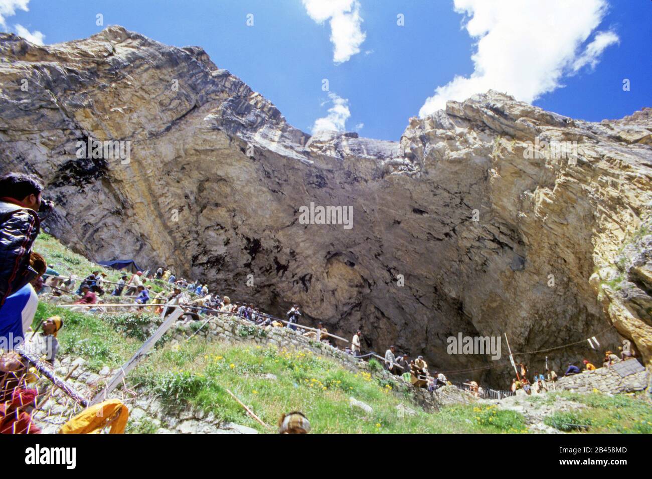 Amarnath trek hi-res stock photography and images - Alamy