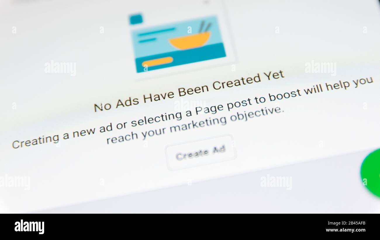 Smart screen ads hi-res stock photography and images - Alamy
