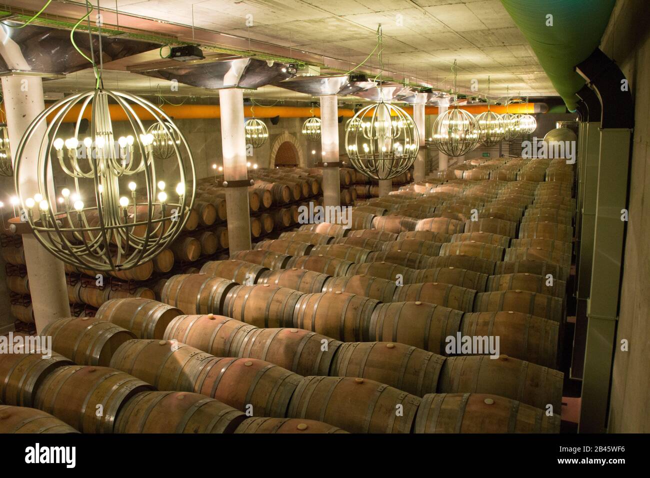 Old fashioned vineyard hi-res stock photography and images - Alamy