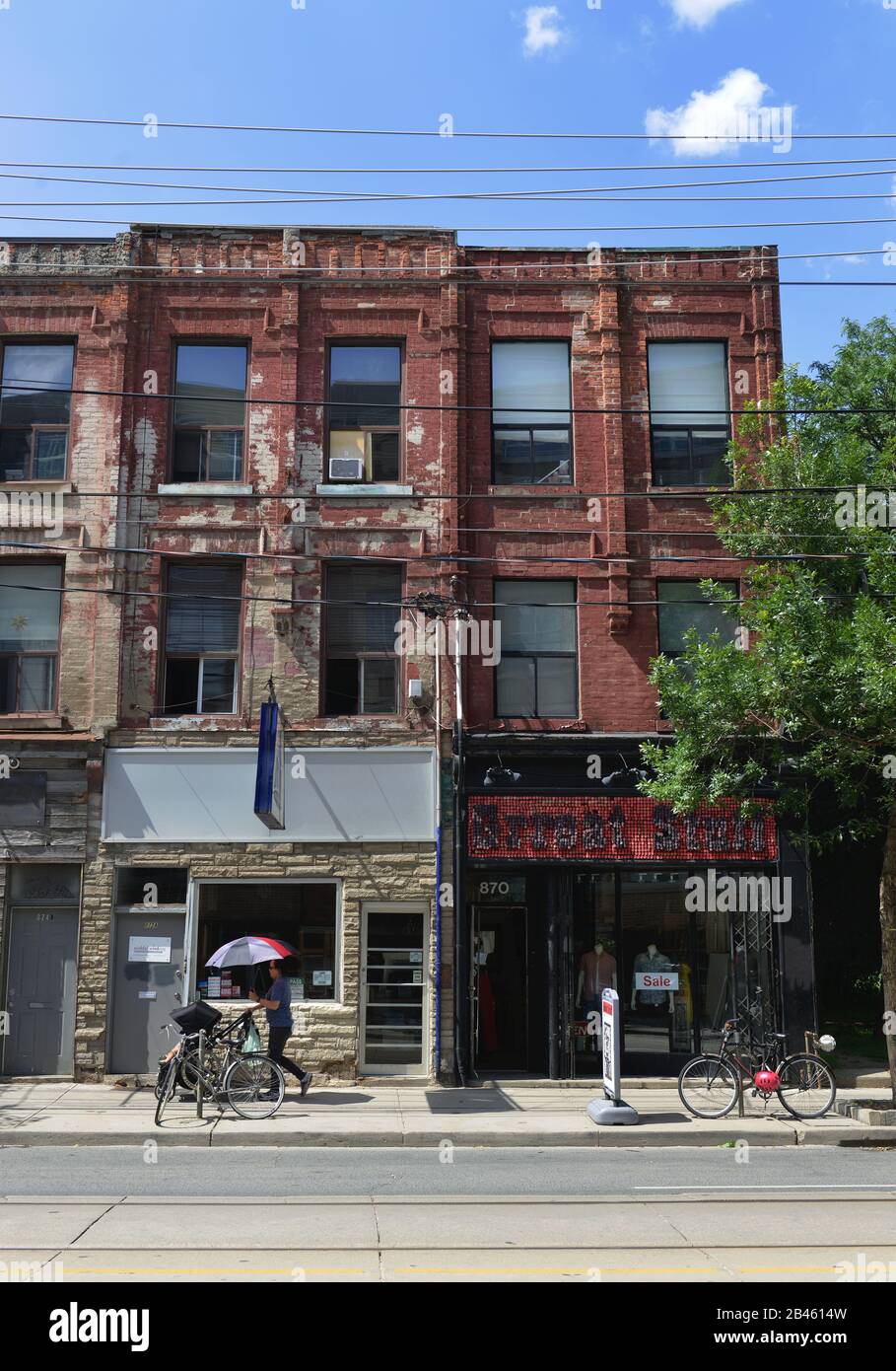 Queen street w hi-res stock photography and images - Alamy