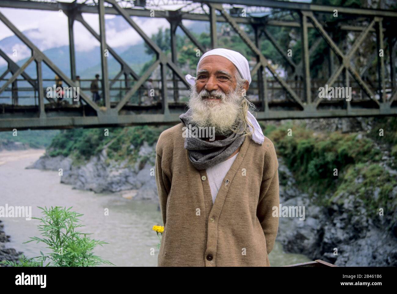 Sunderlal Bahuguna, Indian environmentalist and Chipko movement leader ...
