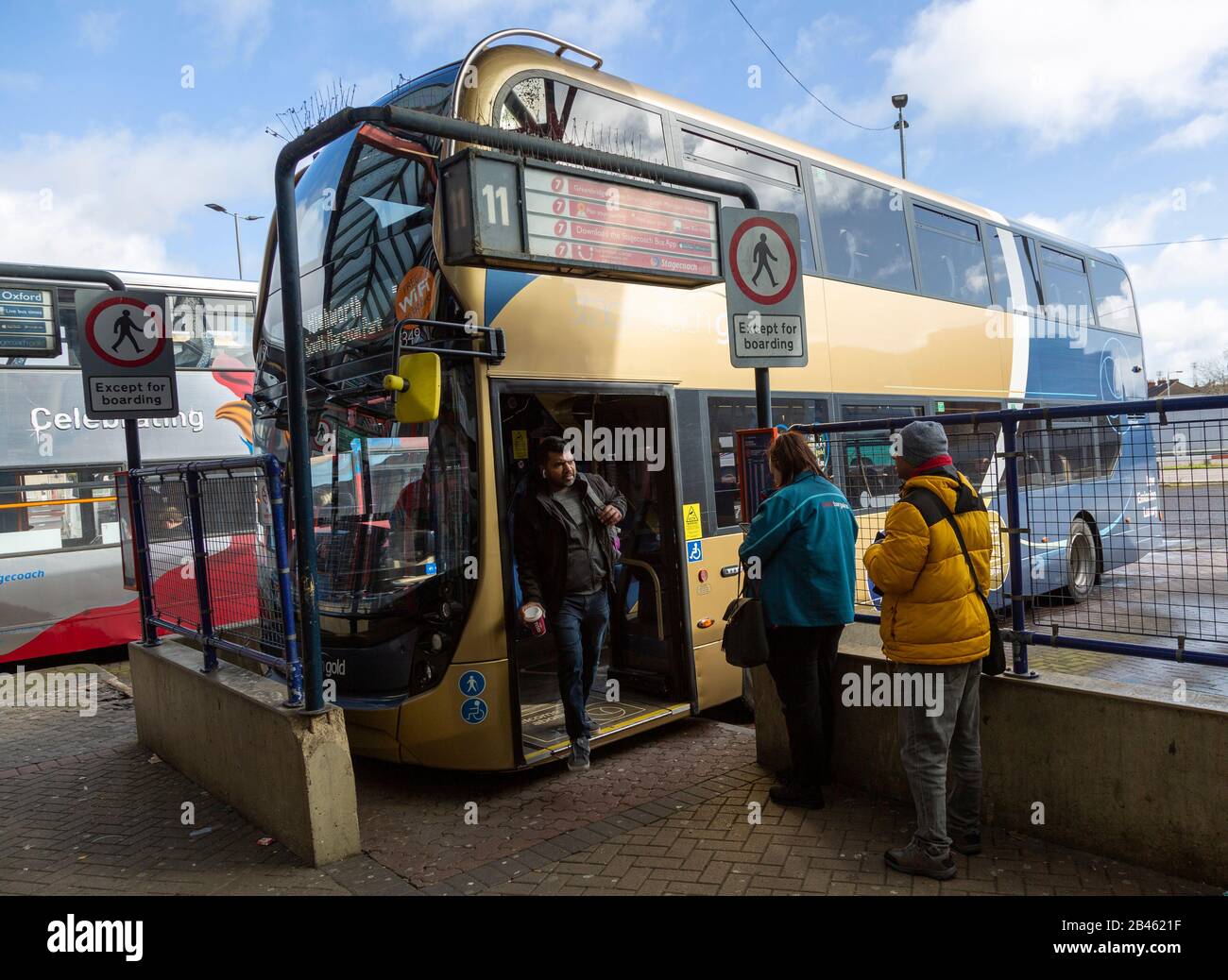 Buses at bus station in town centre, Swindon, Wiltshire, England, UK ...