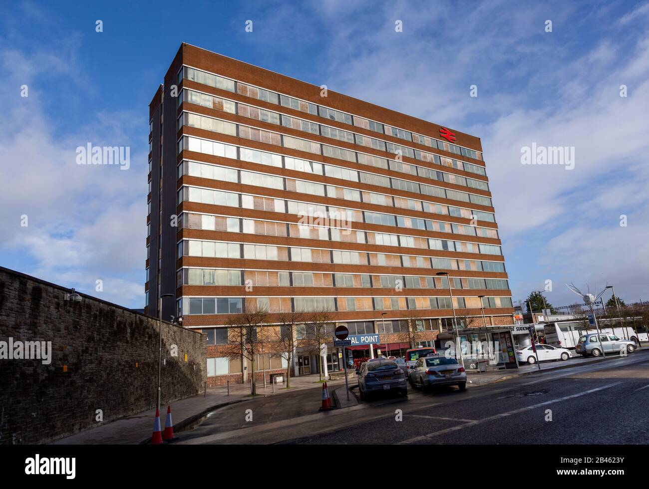 British rail building swindon hi-res stock photography and images - Alamy