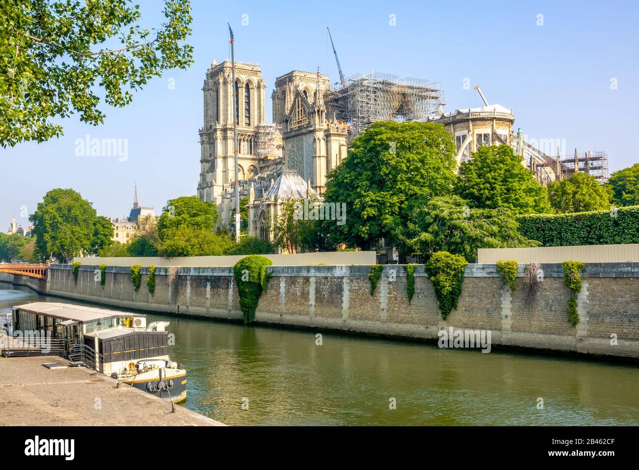 Floating cafe hi-res stock photography and images - Alamy