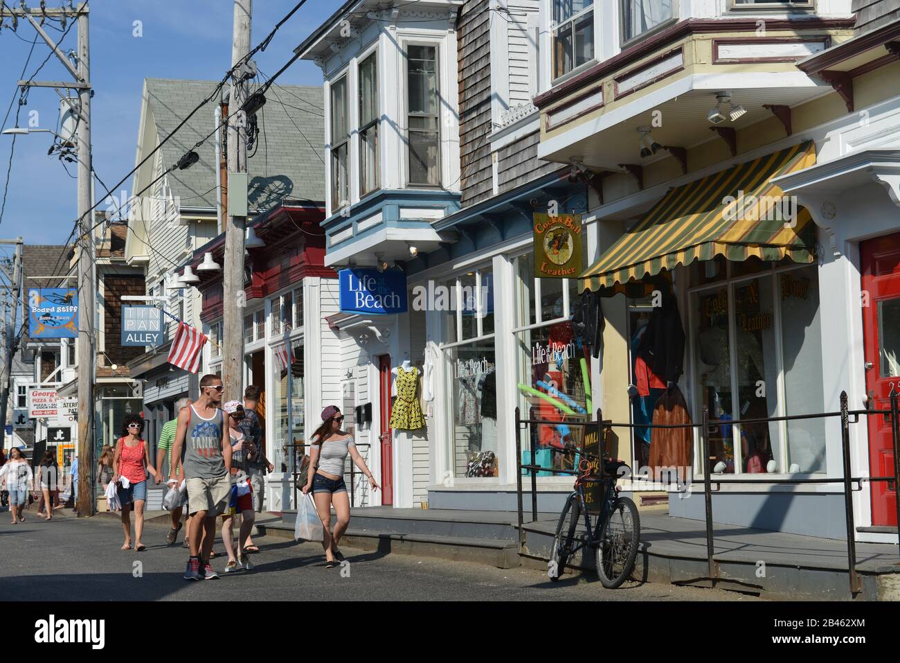 Commercial street provincetown hi-res stock photography and images - Alamy