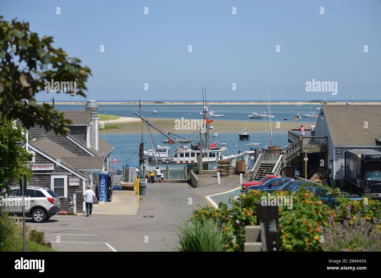 Chatham fish pier hi-res stock photography and images - Alamy