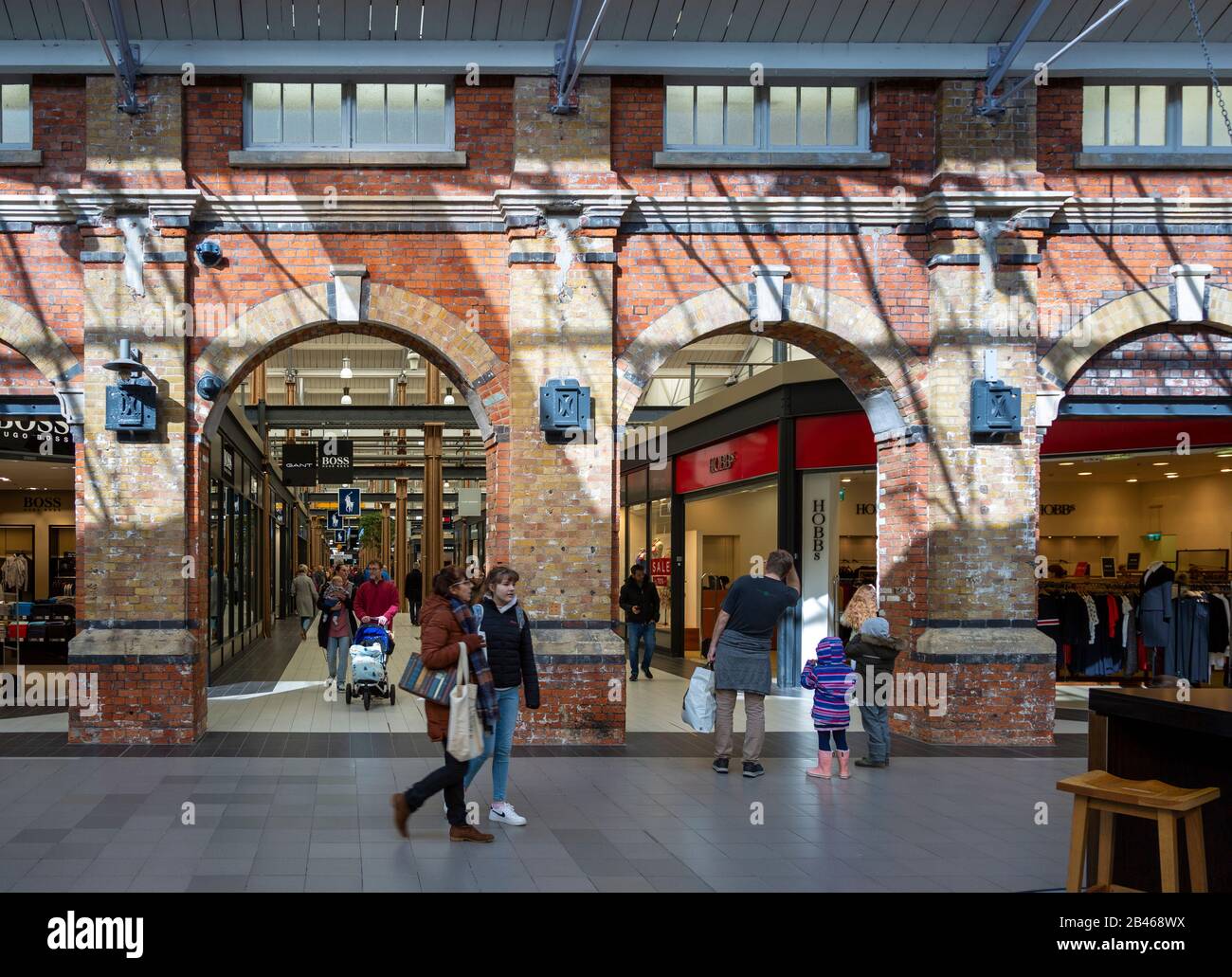 Swindon designer outlet centre hi-res stock photography and images - Alamy