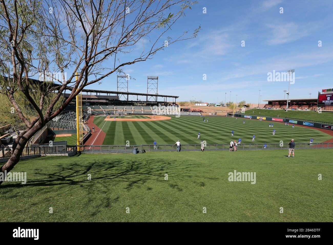 Professional baseball images hi-res stock photography and images - Alamy