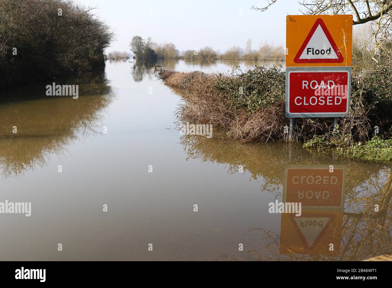 Driving around word hi-res stock photography and images - Alamy